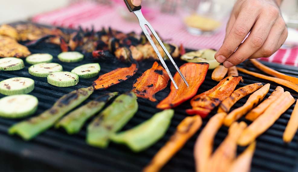 Healthy grilling tips on a gas grill | Ferrellgas | Fuel Life Simply